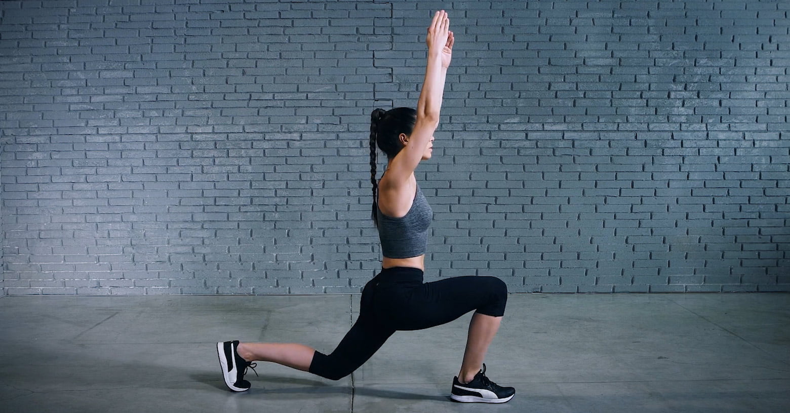 Tutorial: Jumping lunge with arms overhead | EVO Fitness